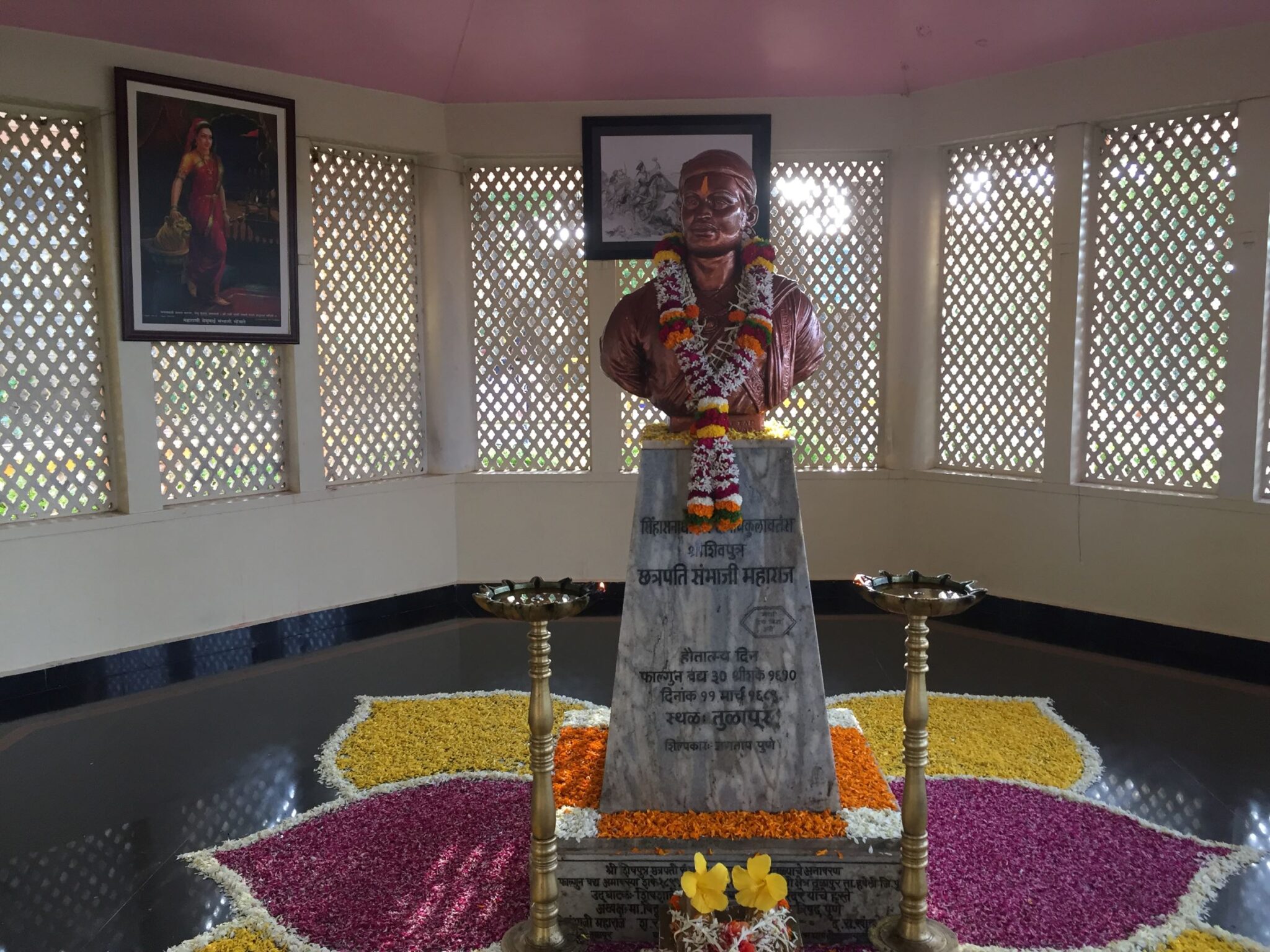 Chatrapati Sambhaji Maharaj Samadhi Sthal - Vadu - Tulapur (Born - 14 ...